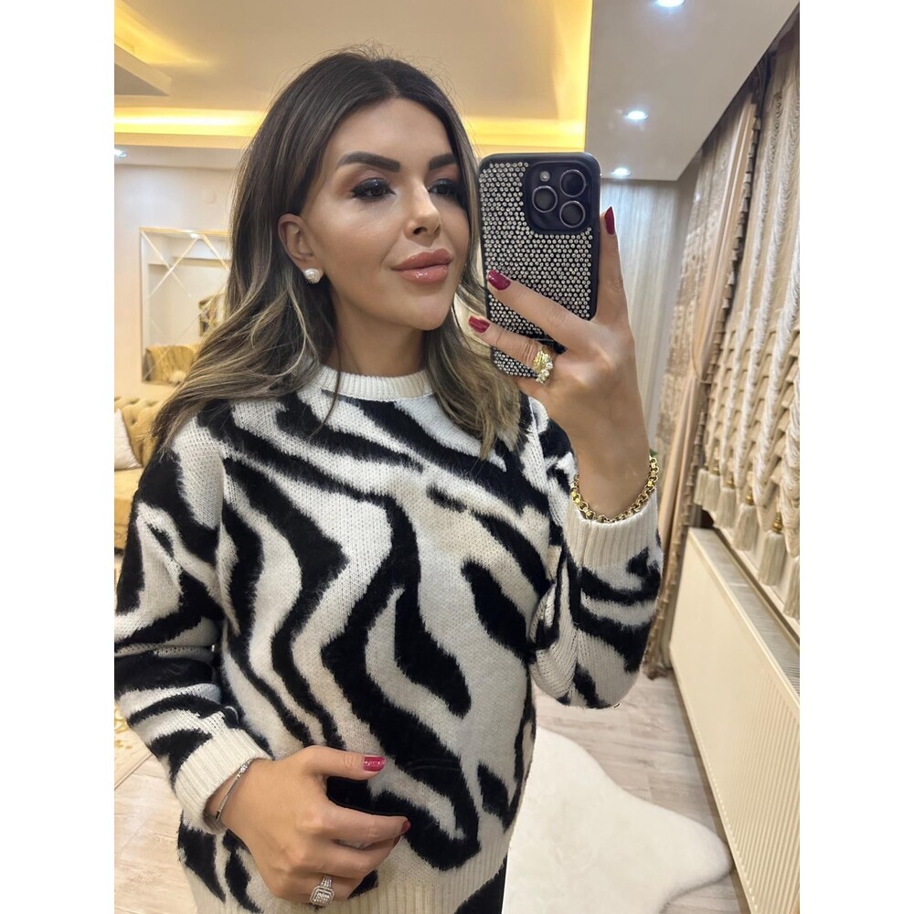 zebra desen kazak | Bade butik styling