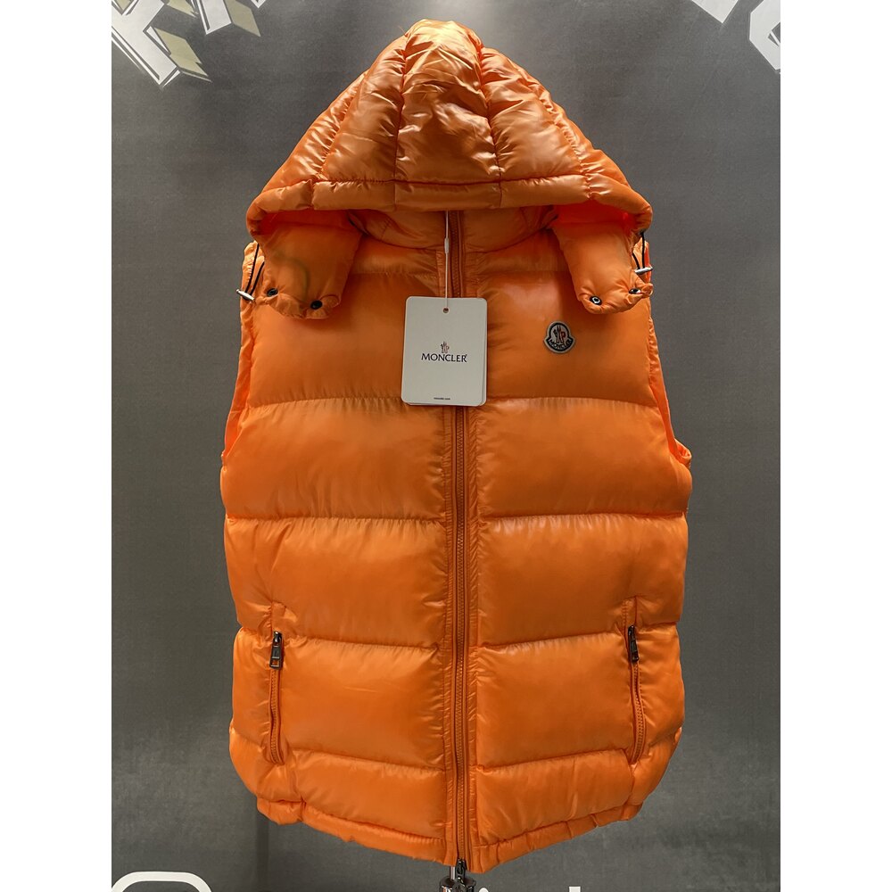Moncler Yelek | CLOTHİNG EXPRESS