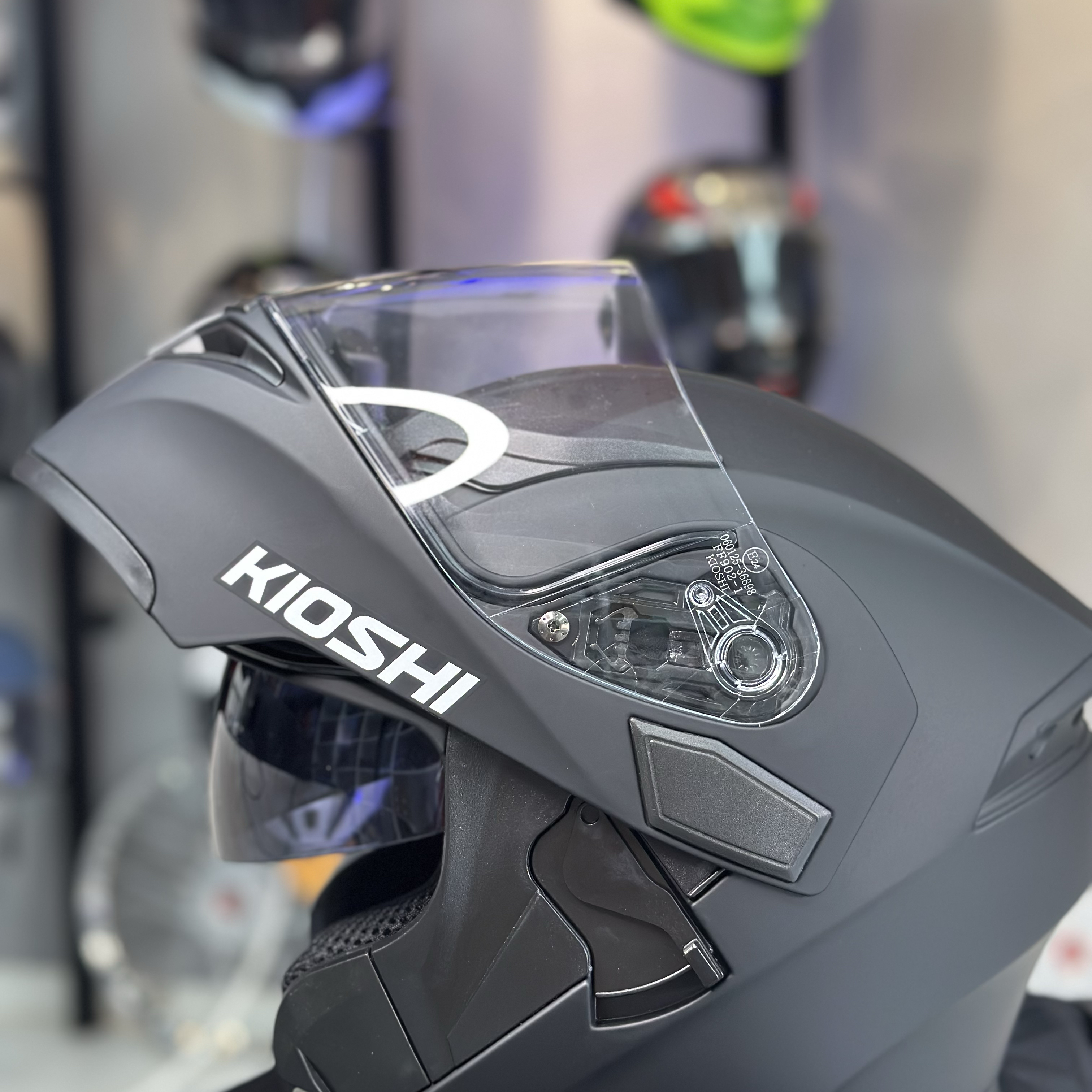 KIOSHI KASK MAT BLACK KASK | ÖZCAN ARIKMERT