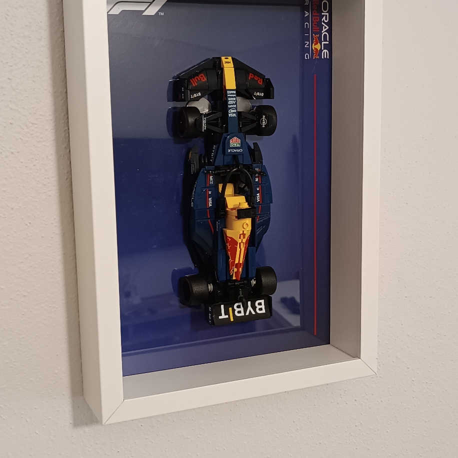 LEGO Speed Champions Oracle Red Bull Racing F1 Tablo | Pitline Garage