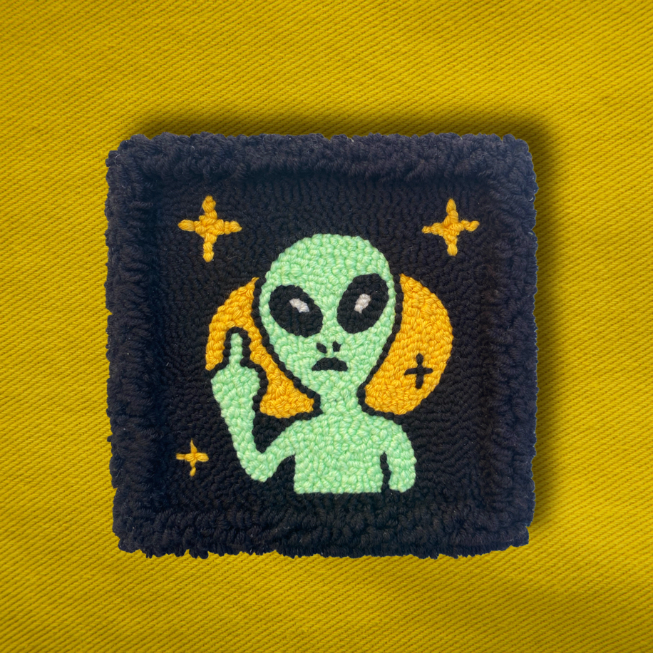 MugShot no:5 - Signal | Rug & Roll