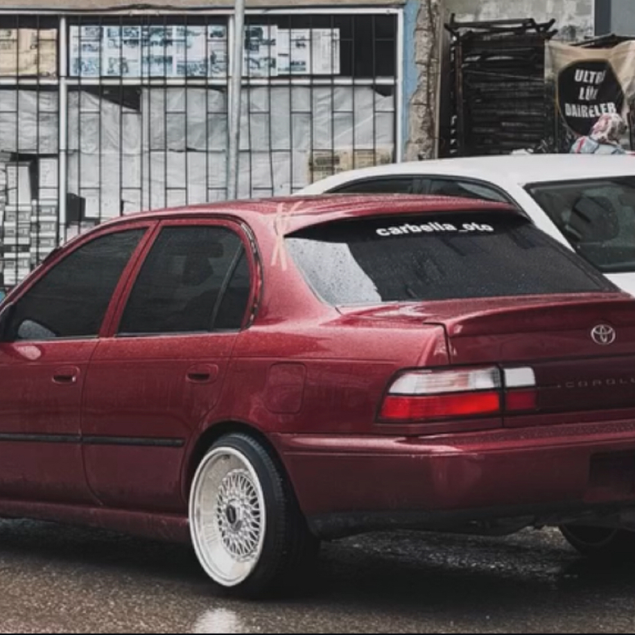 Arka cam spoiler | ae101.toyotagaraj