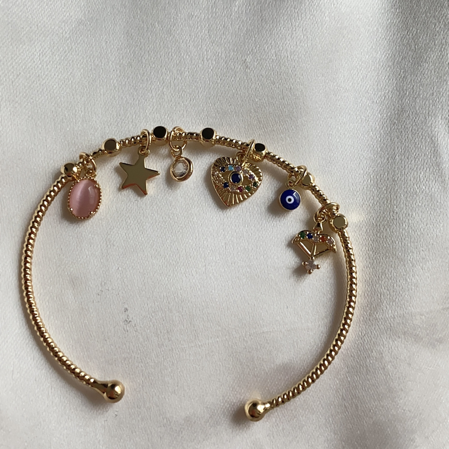 CHARMLI PİRİNÇ GÖZ BİLEKLİK | BDG ACCESSORY.CO