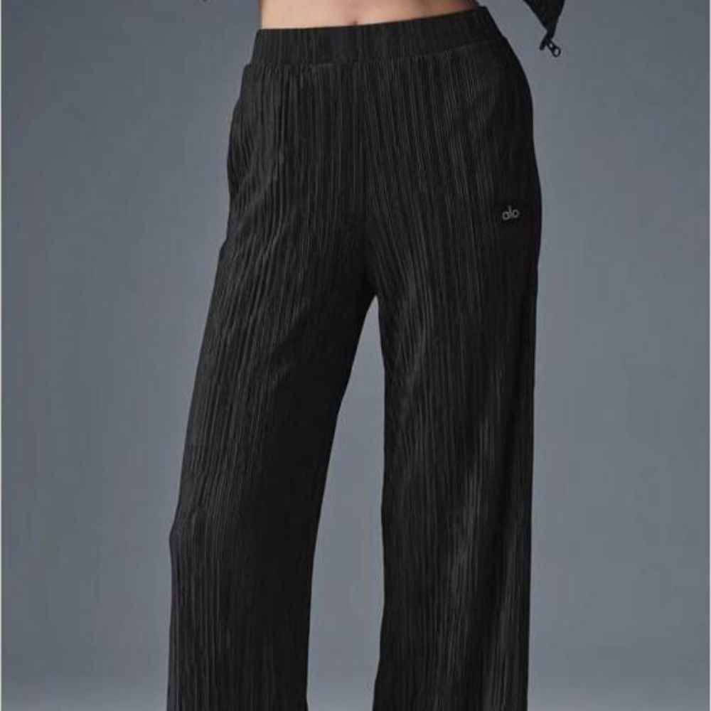 Alo Yoga Micro Plisse Bol Paça Pantolon Siyah | EASTFRANCE