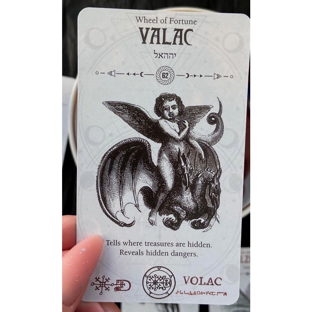 Okült Tarot | mathildatarotdeck