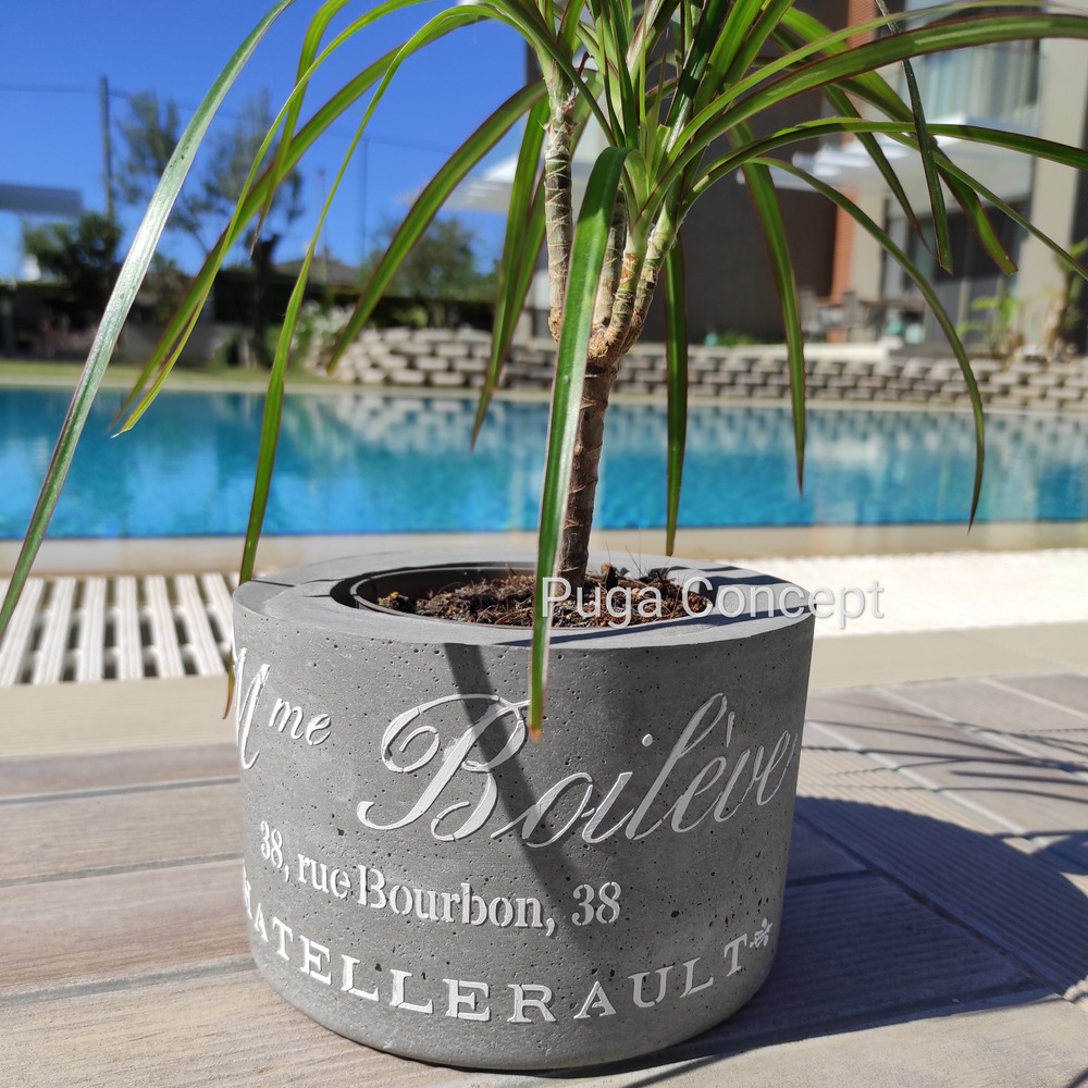 Rue Bourbon | PUGA CONCEPT