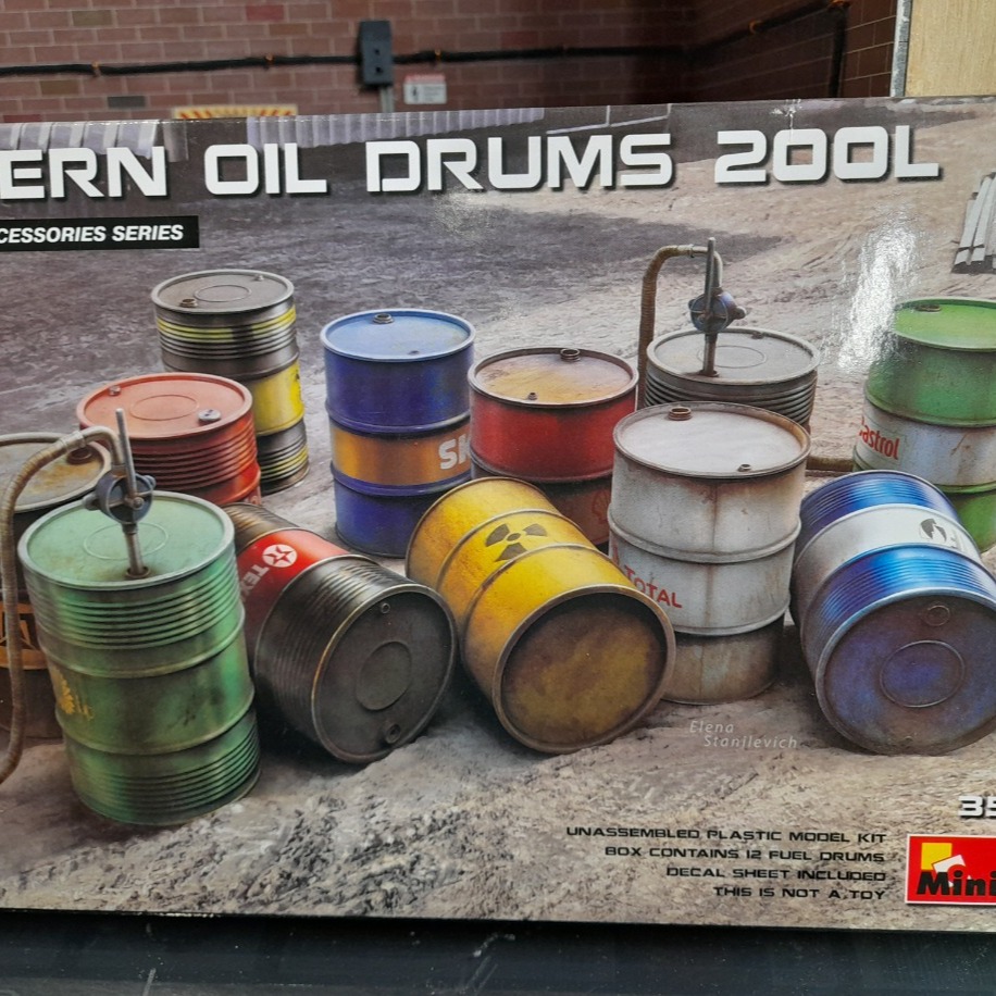 MODERN OİL DRUMS 200L | Scale Gallery