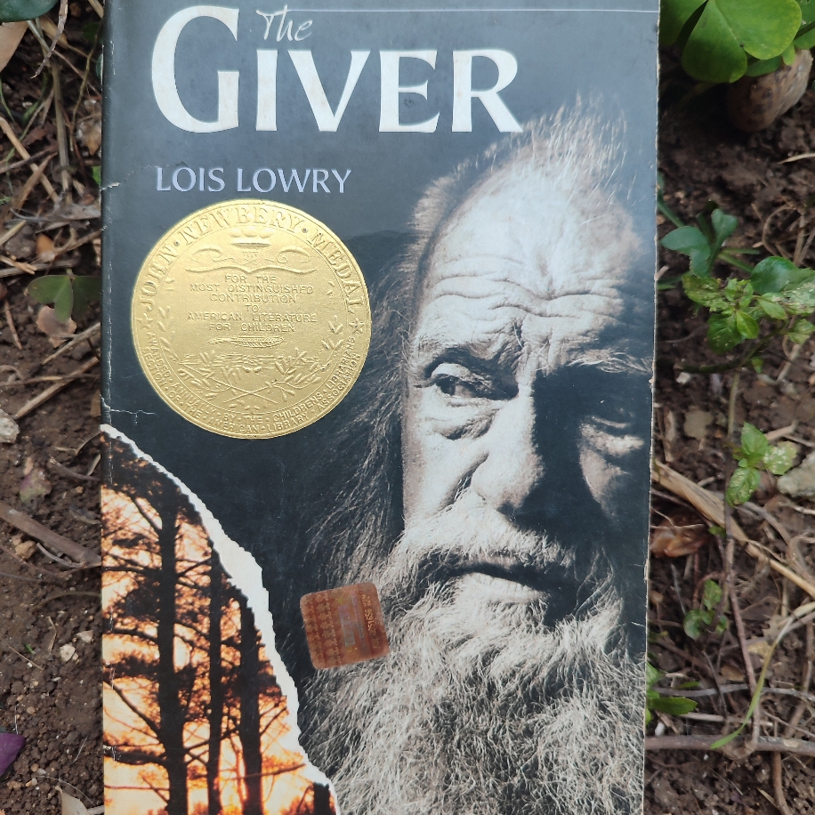 The Giver | Lois Lowry | Vetra Sanat