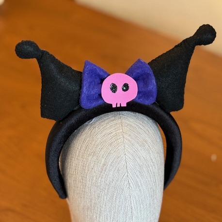 KUROMİ | E C R O W N I S H