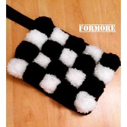 siyah&beyaz ponpon clutch | ForMore