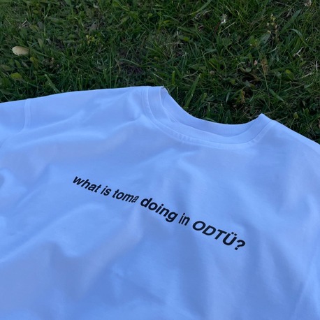 What is TOMA doing in ODTÜ? (Regular/ Oversize Crop) | We Are the Trend