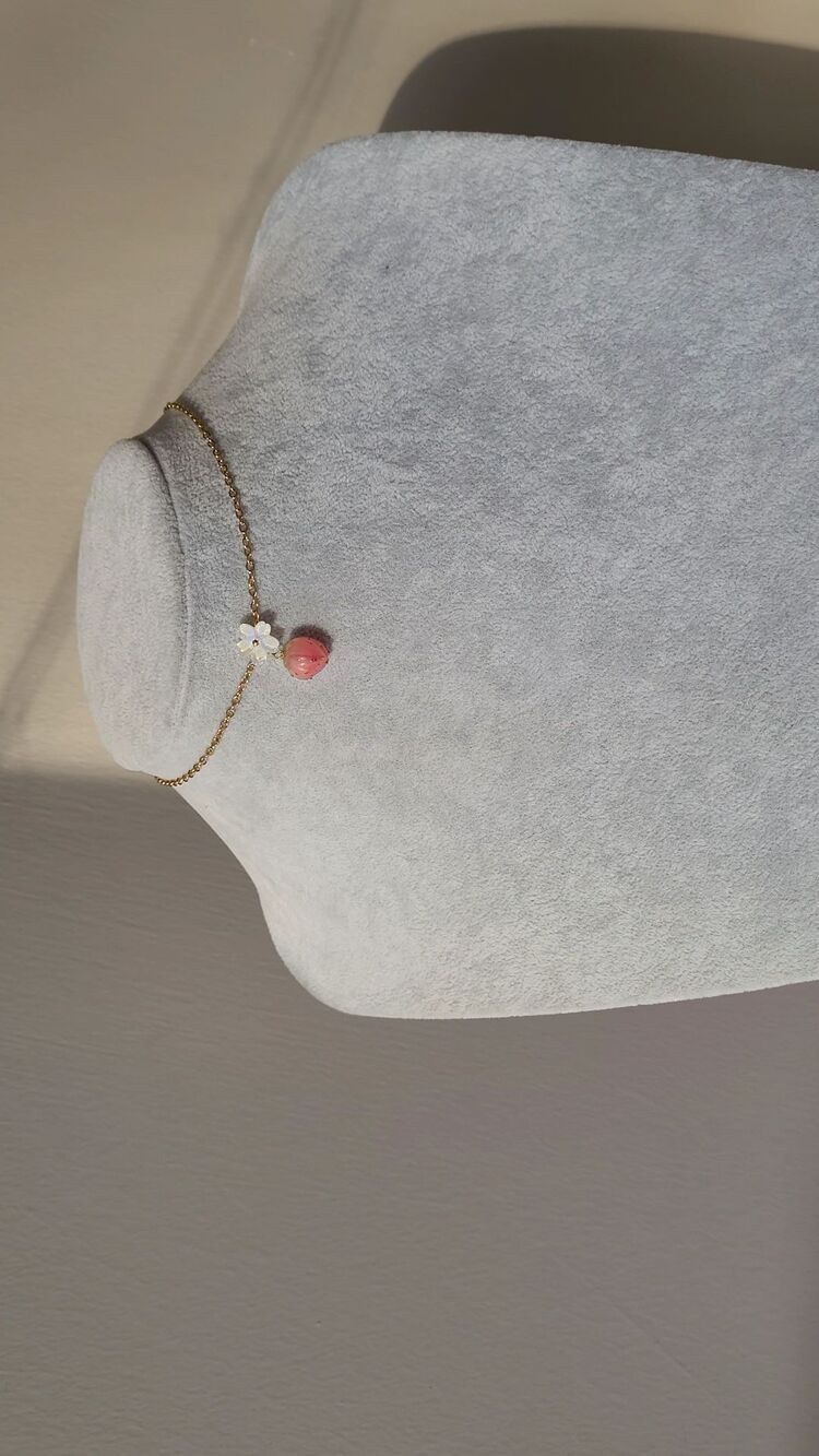 strawberry necklace | Aerolite