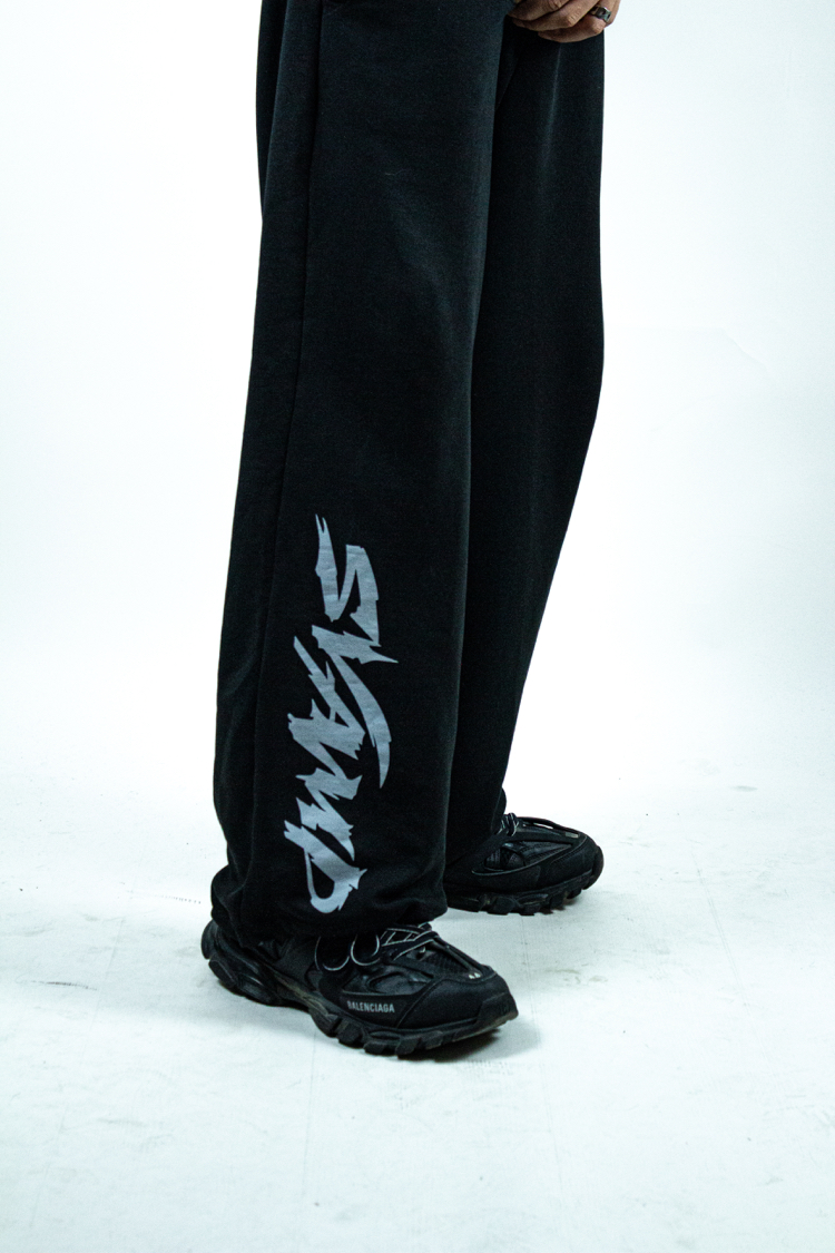 SVAMP LOGO SWEATPANTS - Nightfeed | SvampStudios